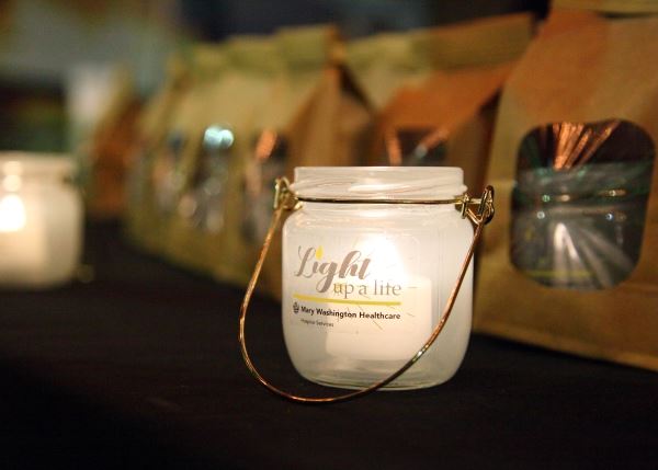 Light up a Life Event Raises More Than $30,000 for Hospice Care